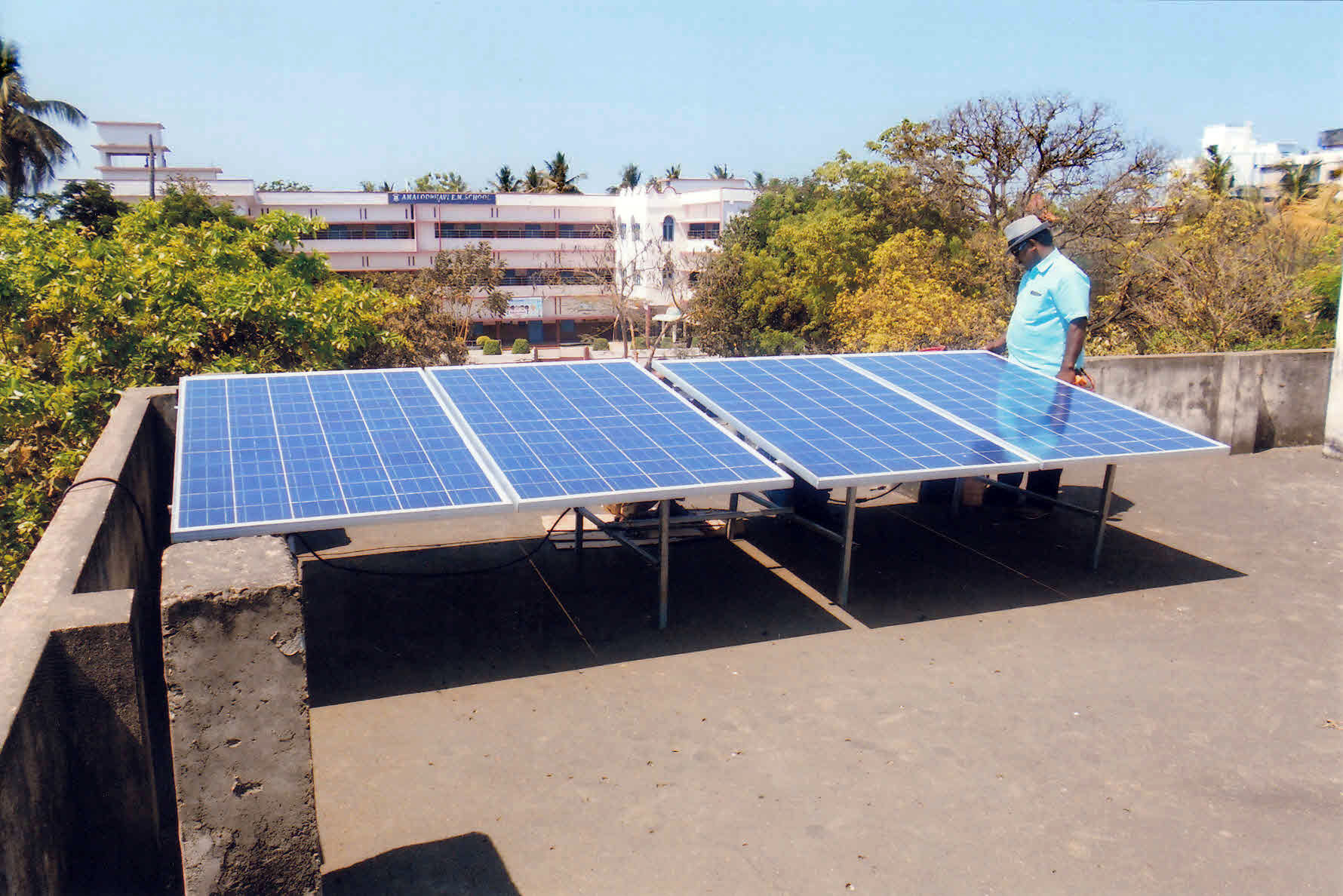 Progetti iniziati in India nel 2016:Installazione pannelli solari nel ...